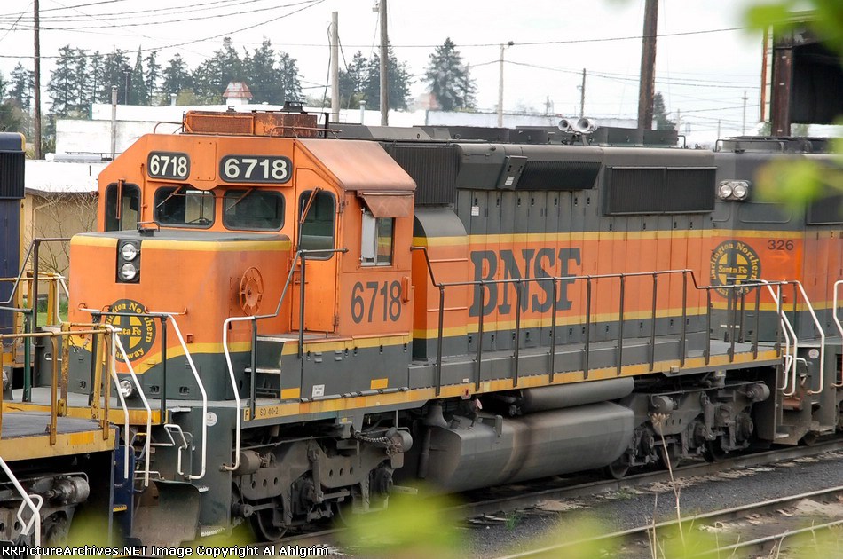 BNSF 6718